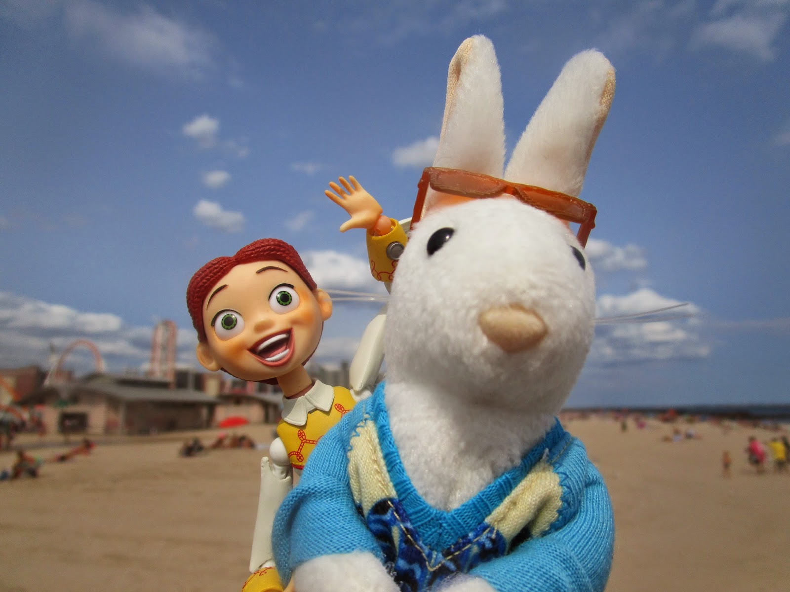 "Sweetness, and Light": "Bob the Bunny Goes to the Beach!"